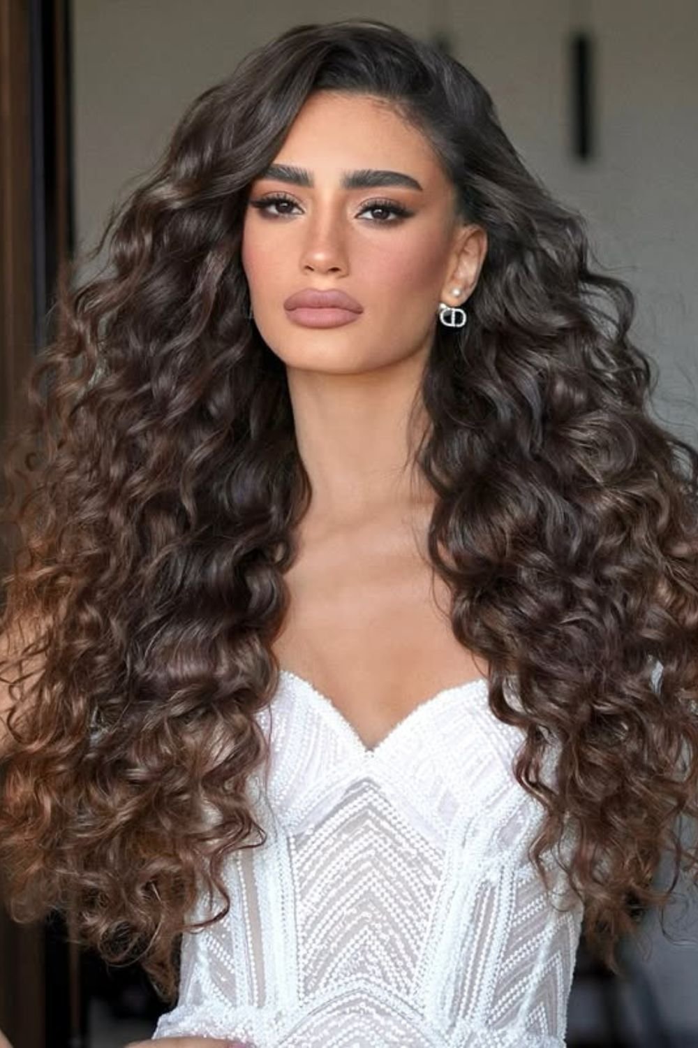 32 Curly Wedding Hairstyles Ideas for 2026 – This Girl Know
